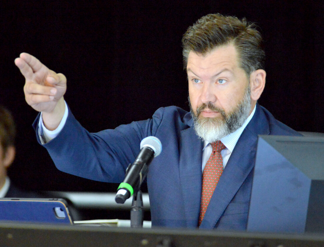 Summit Pipeline hearing begins | News, Sports, Jobs - Messenger News